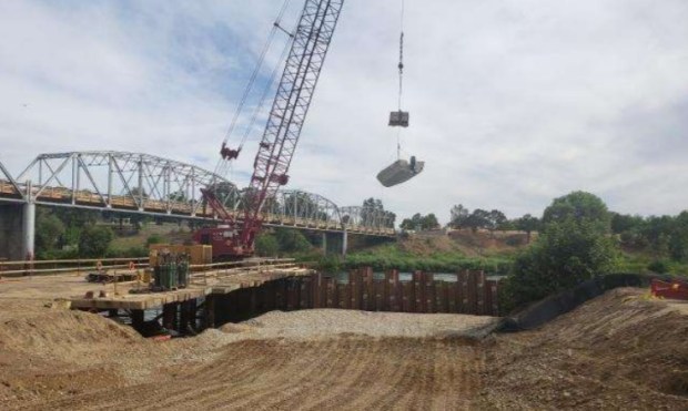 Jellys Ferry Road Bridge - Portland Bolt
